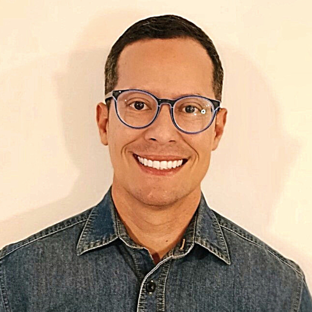 Gregory Mendez - Projektmanager - Back 9 Smart Development C.A. | XING