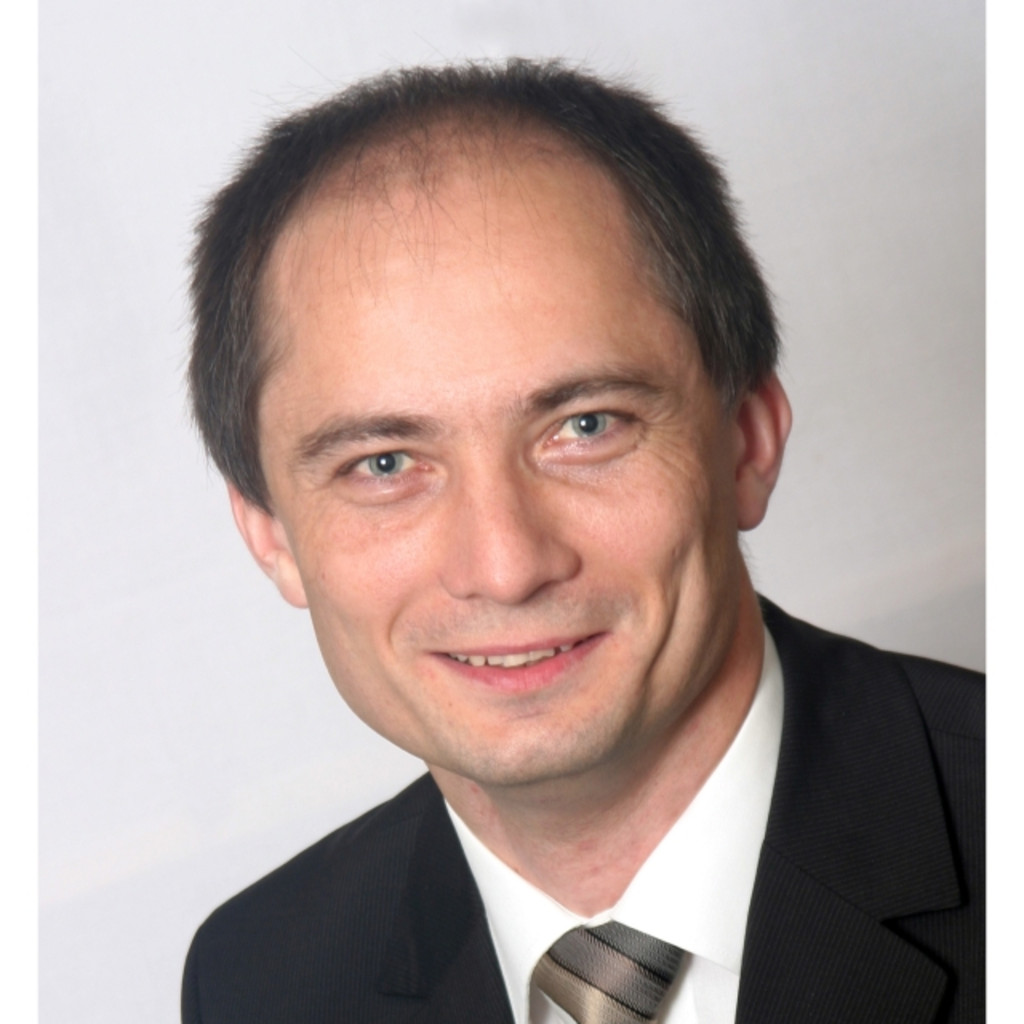 Valentin Wesner - Head of Data Management - Boehringer Ingelheim | XING