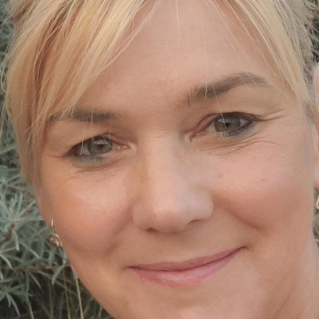 Steffi Buhl - Mitarbeiterin Vertriebsinnendienst - Techno Service GmbH ...