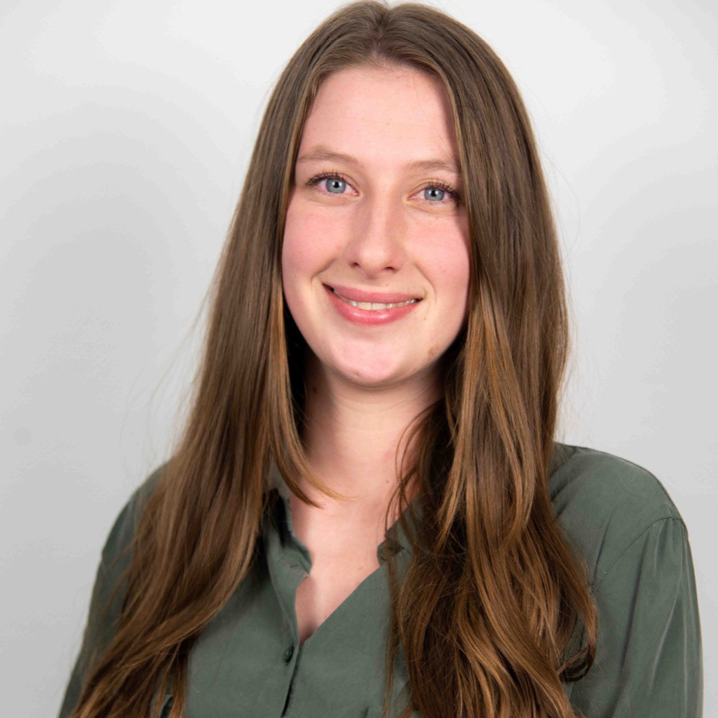 Nicole Roth - Fitness-Instruktor - Kieser Training | XING