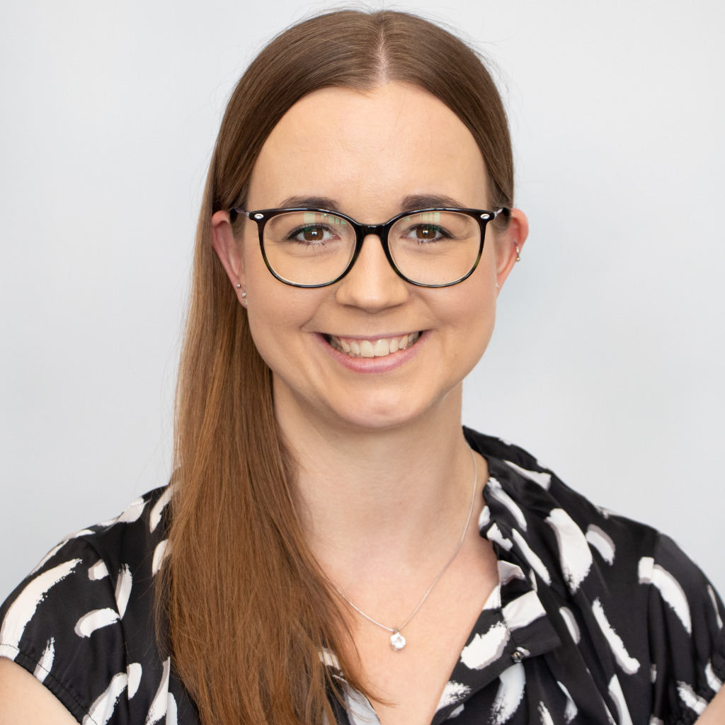 Stephanie Mai's Instagram, Twitter & Facebook on IDCrawl