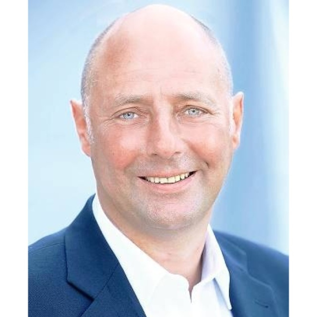 Peter Lewandowski - Chefredakteur Gala - Gruner + Jahr | XING