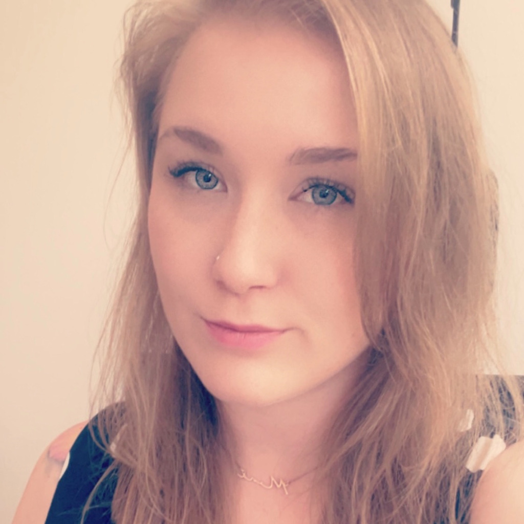 Sabrina Simon's Instagram, Twitter & Facebook on IDCrawl