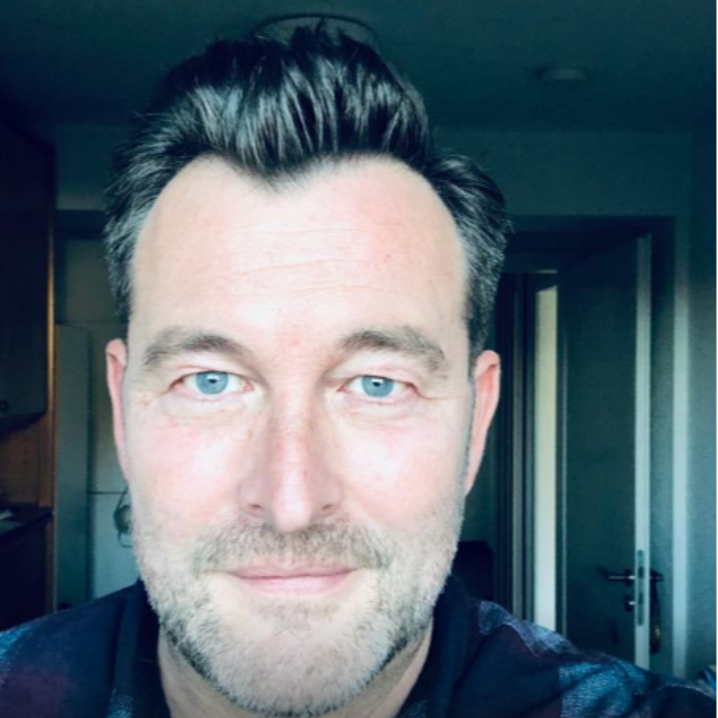 Tim Schult - Management - MOGUAI / PUNX | XING