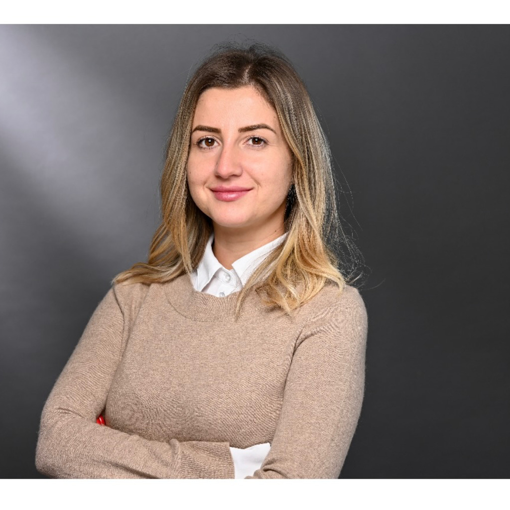 Paula Füleki - Speditionskauffrau - Aprile Kraftverkehr GmbH | XING