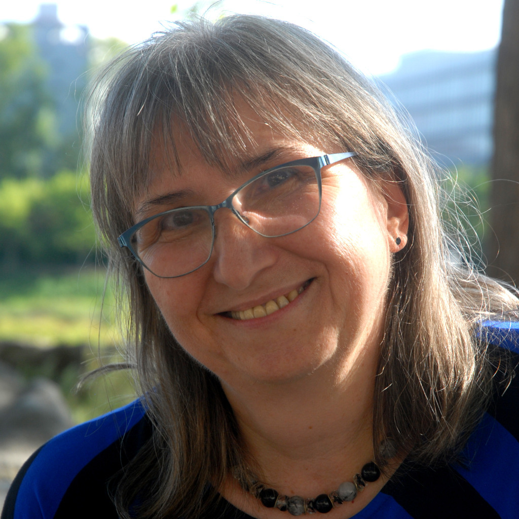 Marianne Simon - Senior Consultant Asset-Inventory-System - Syntax ...