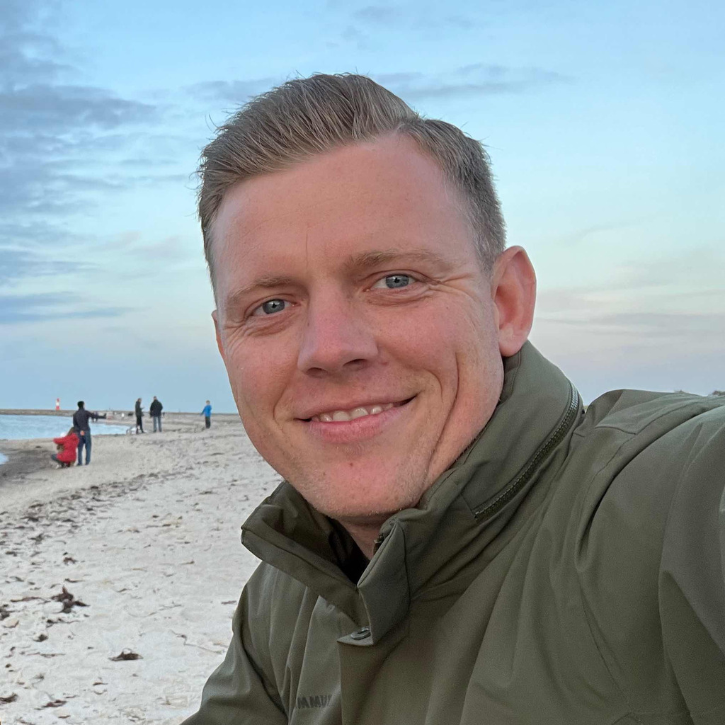 Tony Feder: Ausbildung und Berufserfahrung | XING