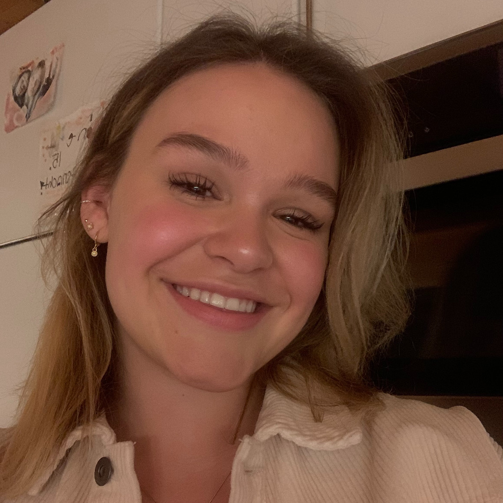 Michelle Zeller's Instagram, Twitter & Facebook on IDCrawl