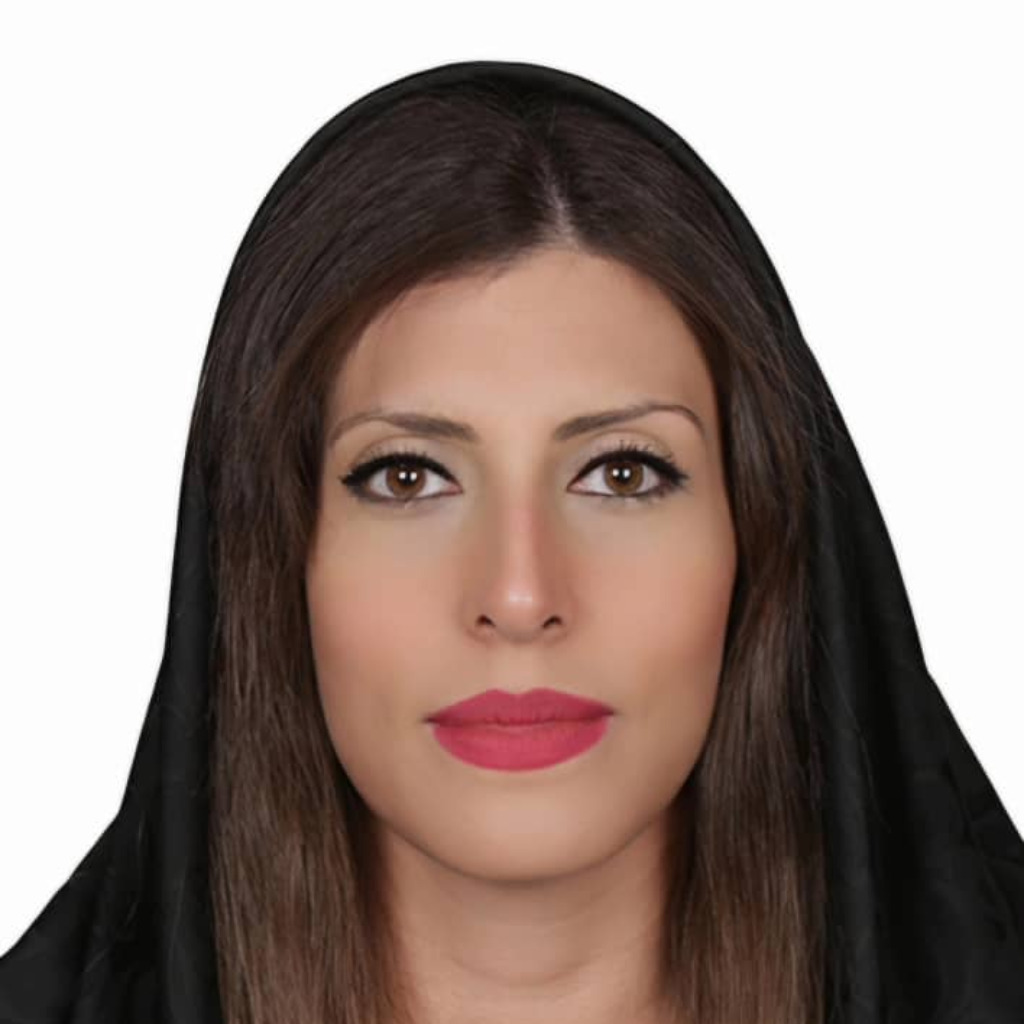 Sarah Navidi - Financial Manager - Rayan | XING