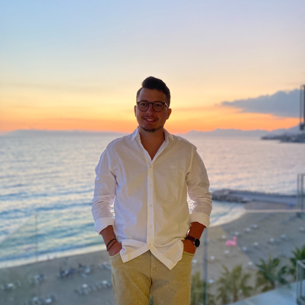 Ivan Bilic - Einrichtungsfachberater - Einrichtungshaus Segmüller | XING