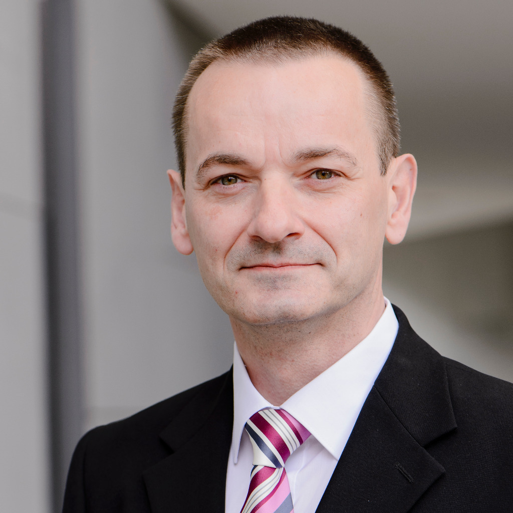 Roland Graf's Instagram, Twitter & Facebook on IDCrawl