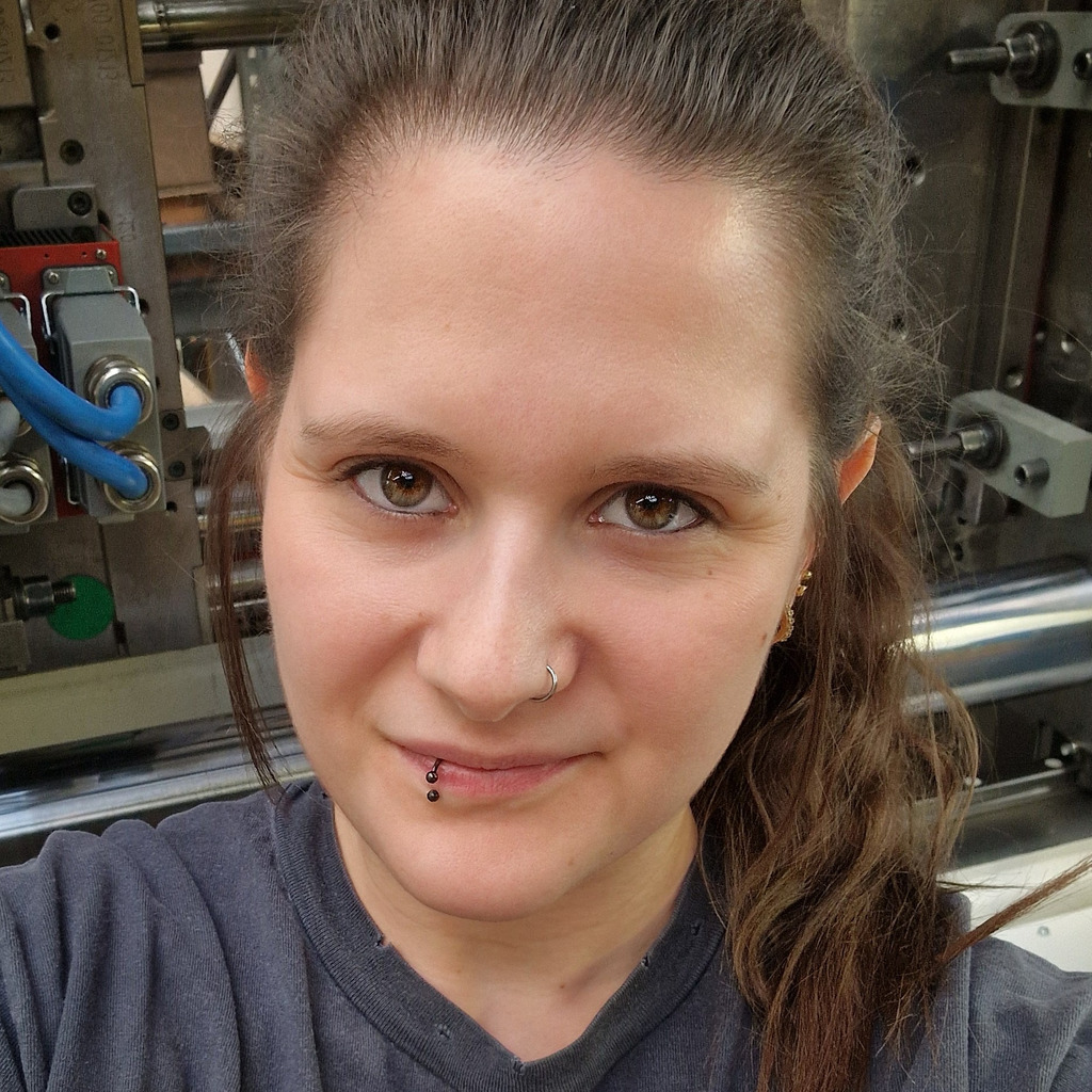 Lena Pasbrich - Produktionsmitarbeiterin - BE Technologie GmbH | XING