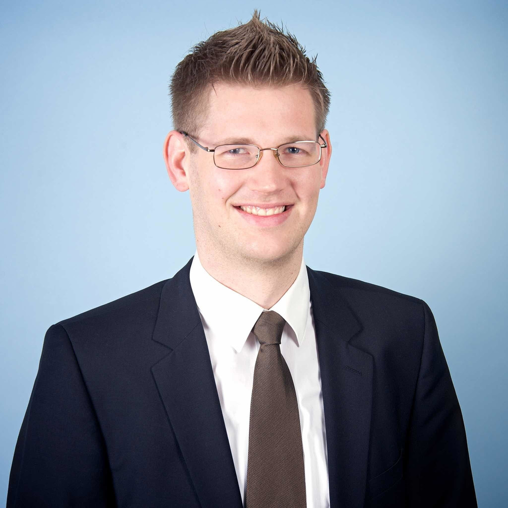 Robin von Lübken-Schippers - Bereichsleiter Gesamtbanksteuerung ...