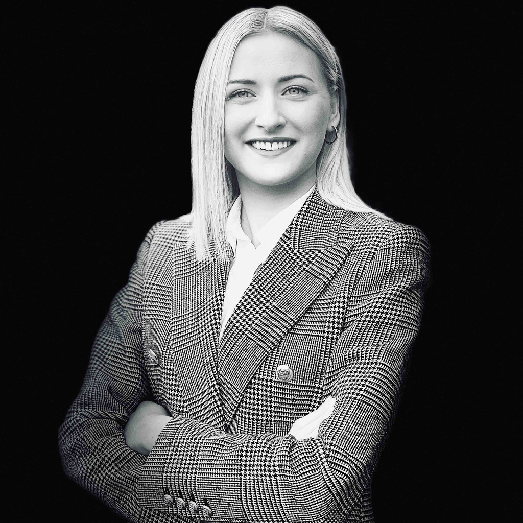 Michelle Bender - Betriebswirtschaftslehre - Carriere and More | XING