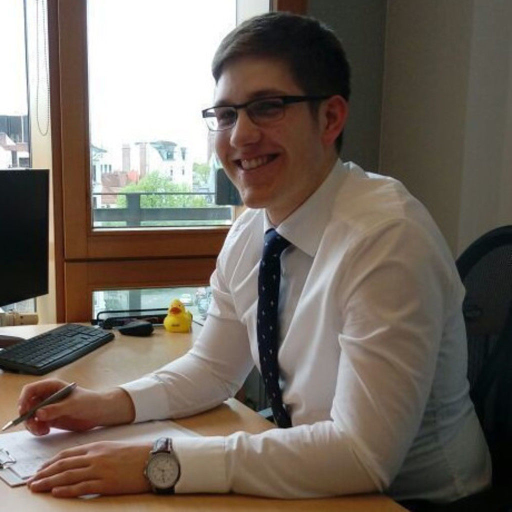 Jan Magunia - Seniorberater - tecis Finanzdienstleistungen AG | XING