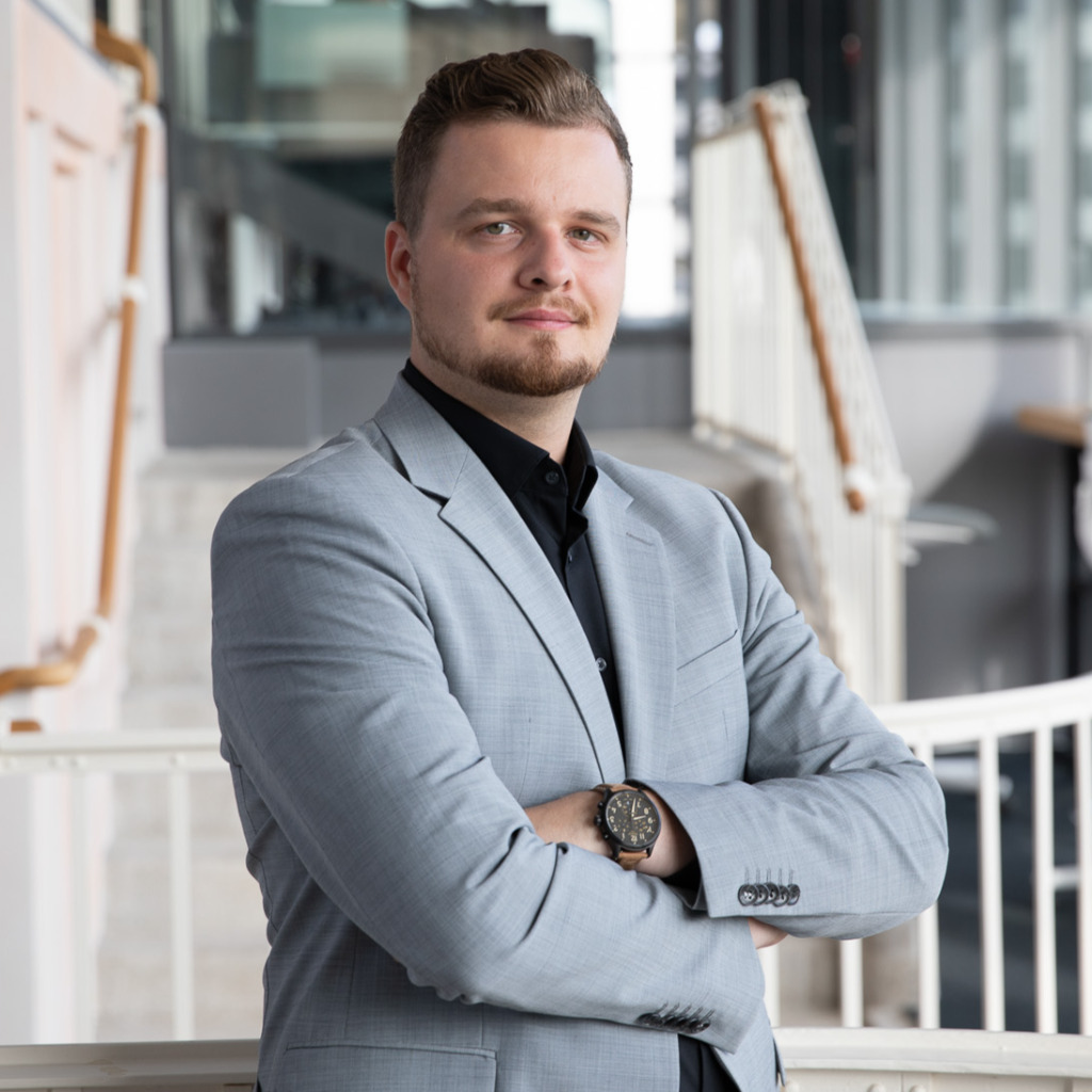 Lukas Zeilinger BA - Head of Group IT - value one holding AG | XING