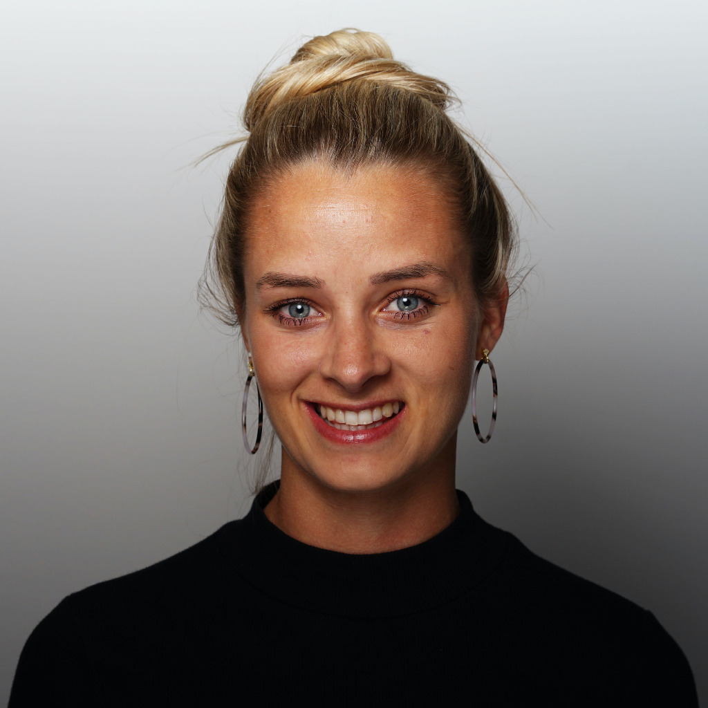 Ina van der Linde - Assistenz der Geschäftsleitung - Coaching Akademie ...