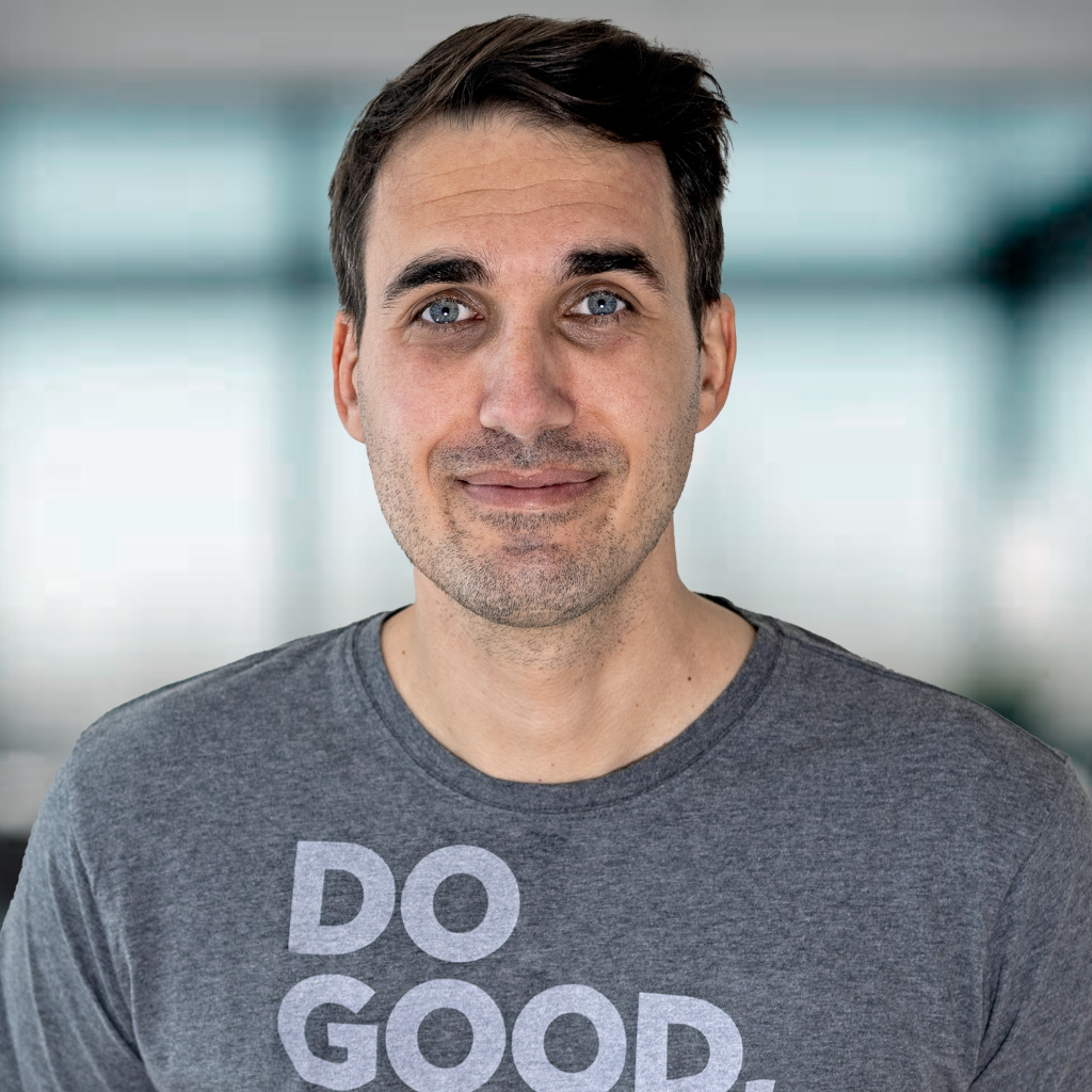 Adrián Száki - Project Manager | Creative Producer - aszaki Creative ...