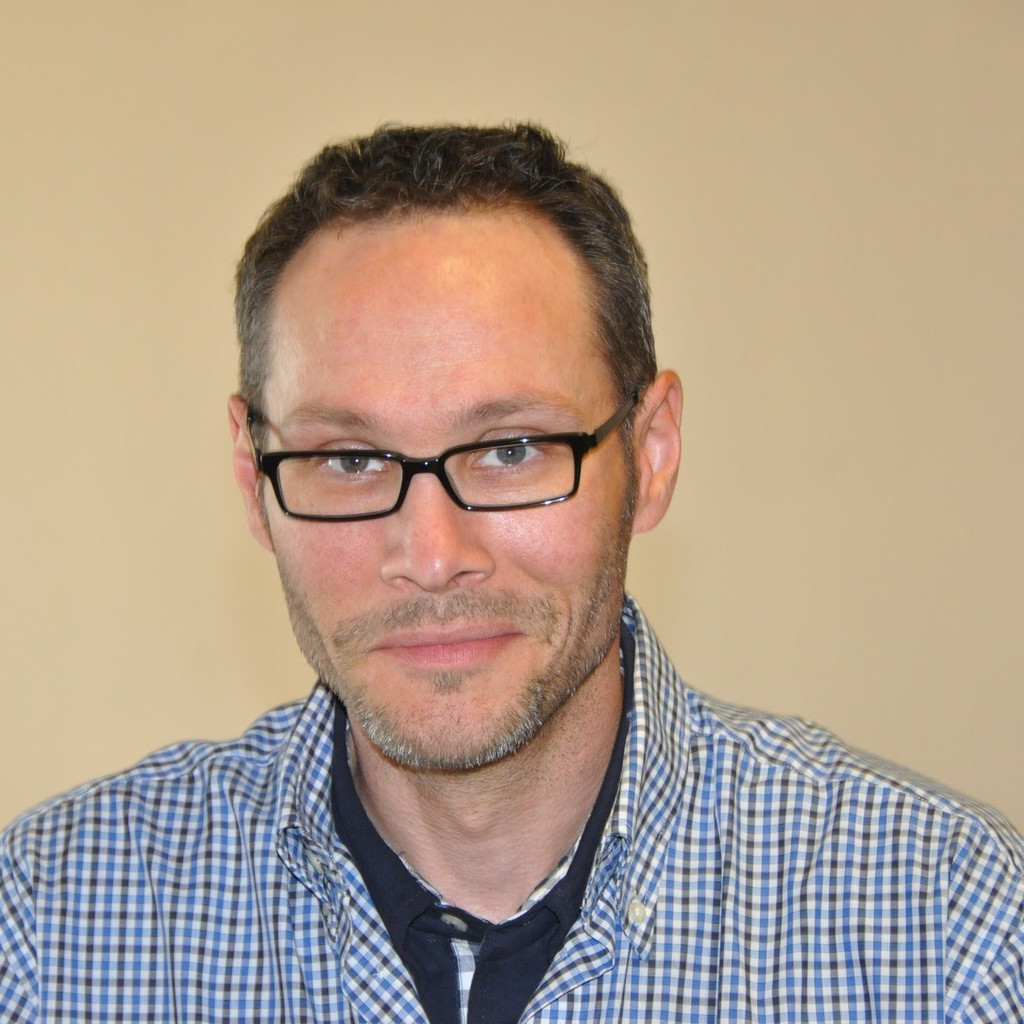 Christian Nowak - Grafikdesigner - cpn Design | XING