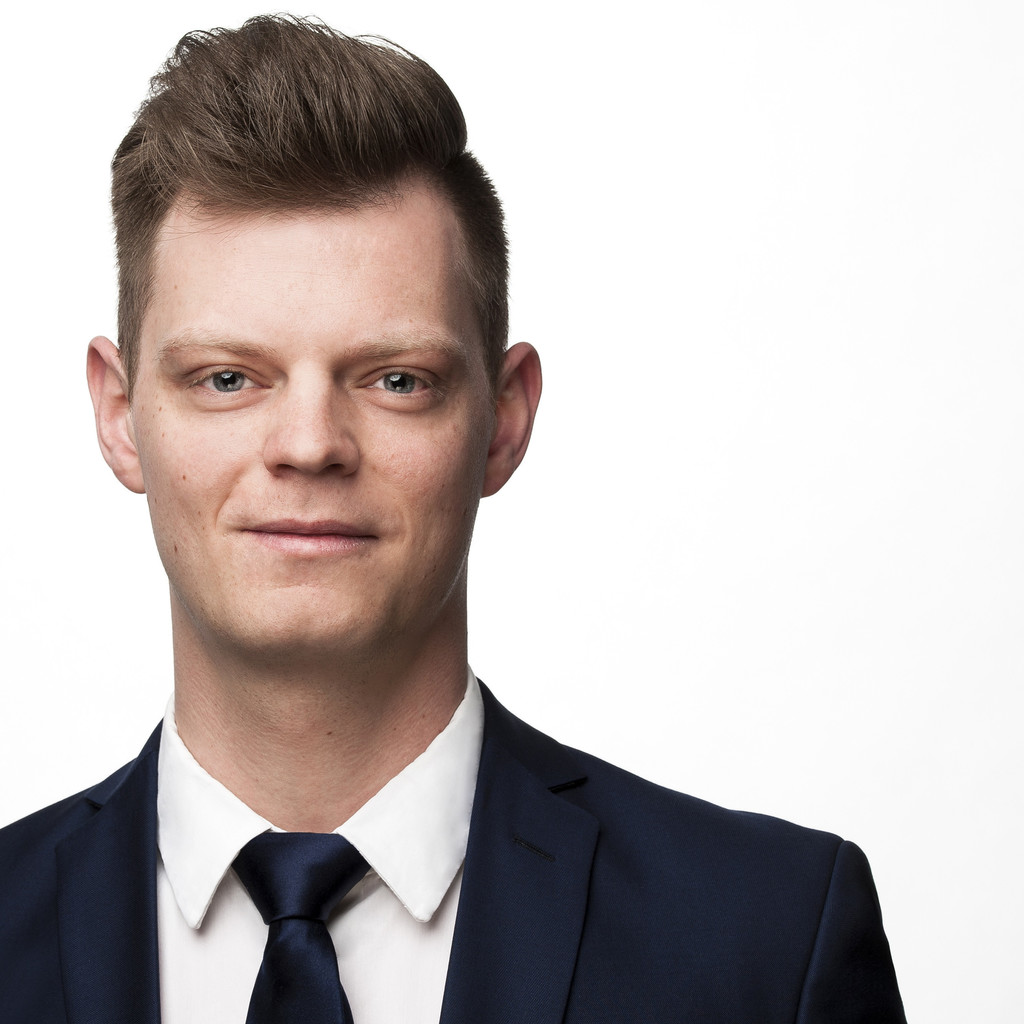 Tim van Dam - Profi Kundenberater - Handelshof Köln Stiftung & Co. KG ...