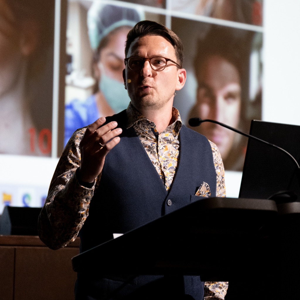 Thomas Brandt - Multimedia-Informatiker - Zentrum Informationsarbeit Bundeswehr | XING