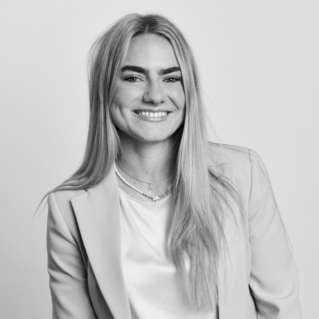 Alina Schroll - Duale Studentin - ANDERS CONSULTING & Cie. GmbH | XING