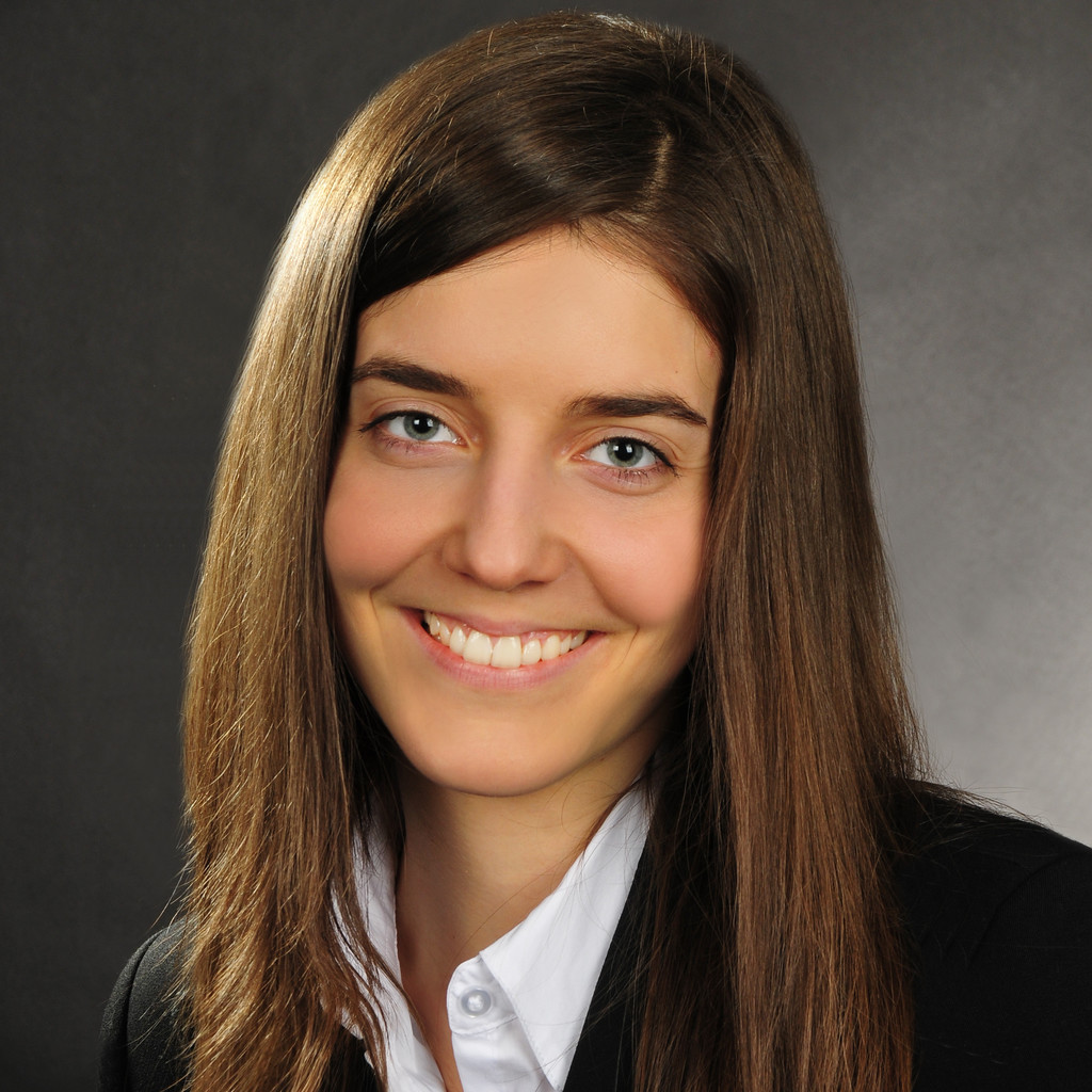 Zsofia Sagi - Mitarbeiterin Qualitätskontrolle - Roche in Deutschland ...