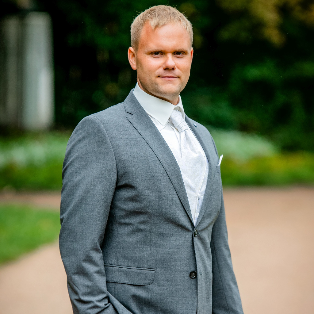 Stefan Schneider - IT-Systemadministrator - Mercateo Gruppe | XING