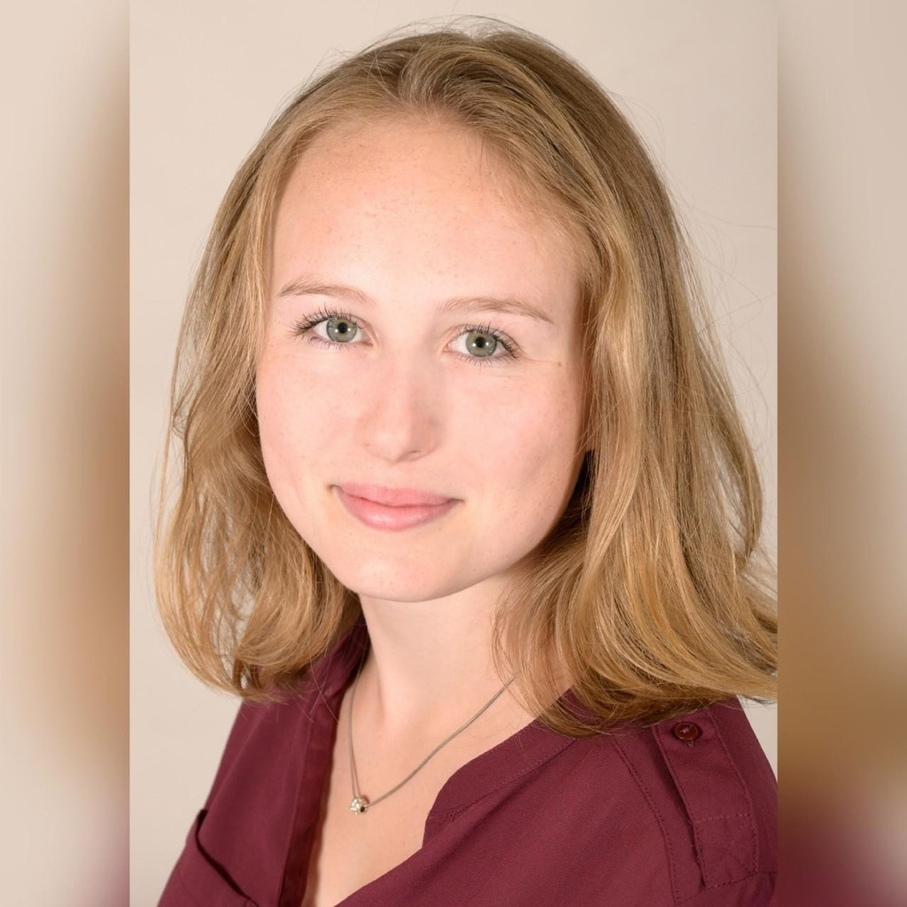 Laura Kroll - Geschäftsführerin - Digital Consulting Group | XING