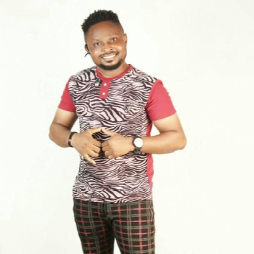 Michael Adewale - Scuba Diver - mi connect - verlag moderne industrie ...