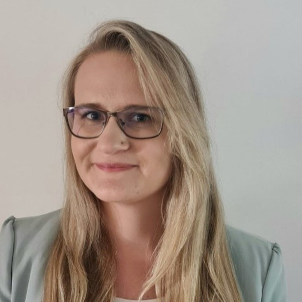 Denise Mrozek - Kaufmännische Sachbearbeiterin - Jung, DMS & Cie. AG | XING