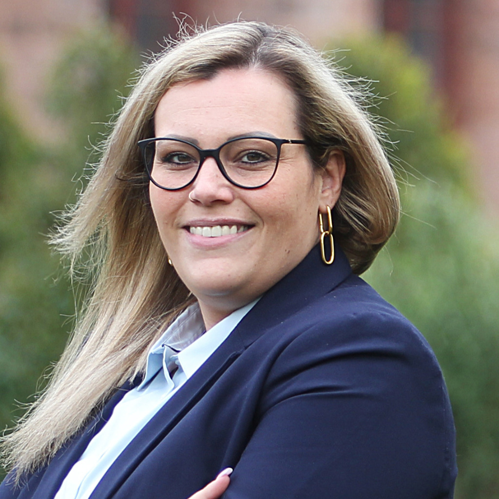 Anna-Lena Ptasik-Lerch - Assistenz der Geschäftsführung - iVM Industrie ...