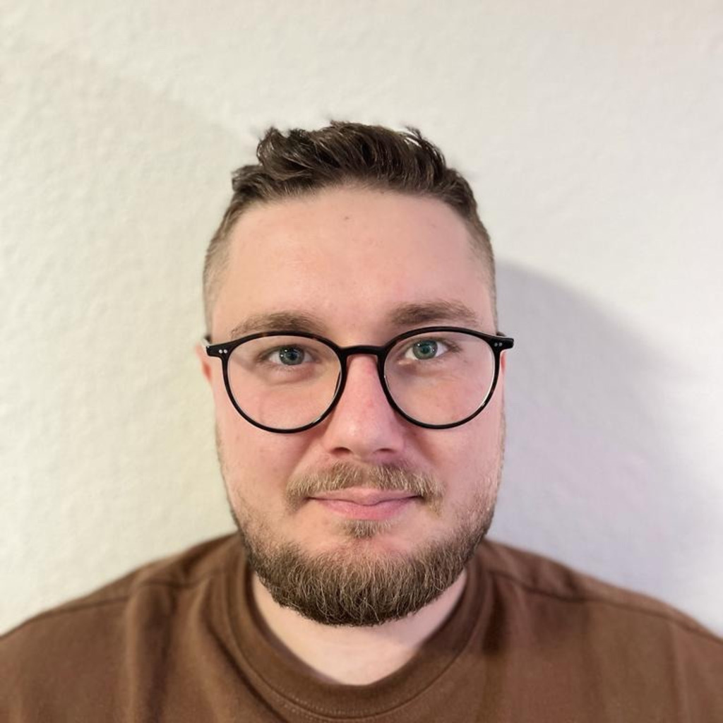 Levente Pregh - SPS-Programmierer - ERWEMA Werkzeug & Maschinenbau GmbH ...