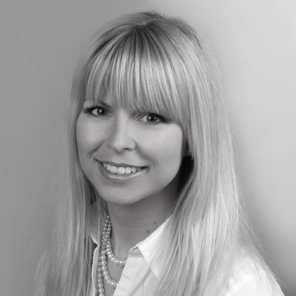 Julia Zechmeister - Director Human Resources - Siltronic AG | XING