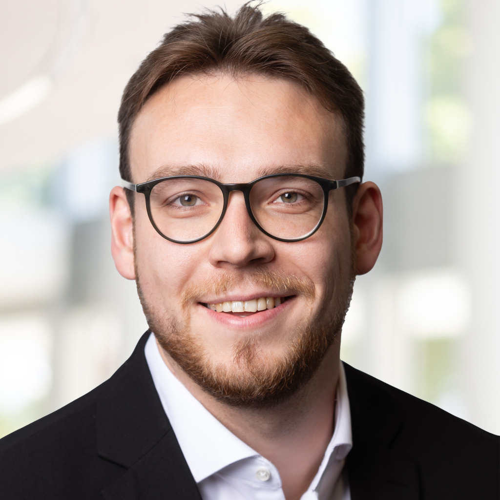 Daniel Troha - Werkstudent als Pricing Manager - B&K Sportwagen ...