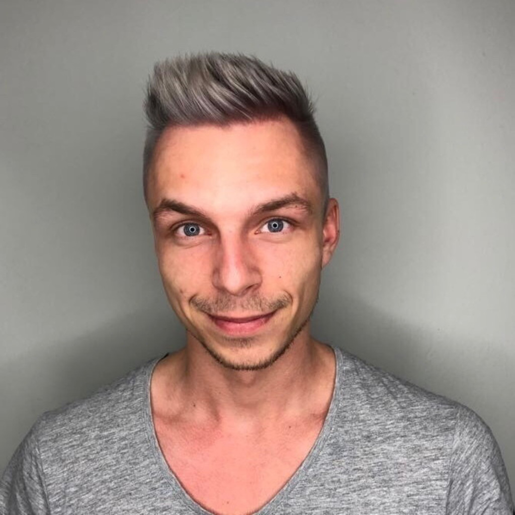 Christopher Gehrke - Stationsleiter Tankstelle - OMV | XING