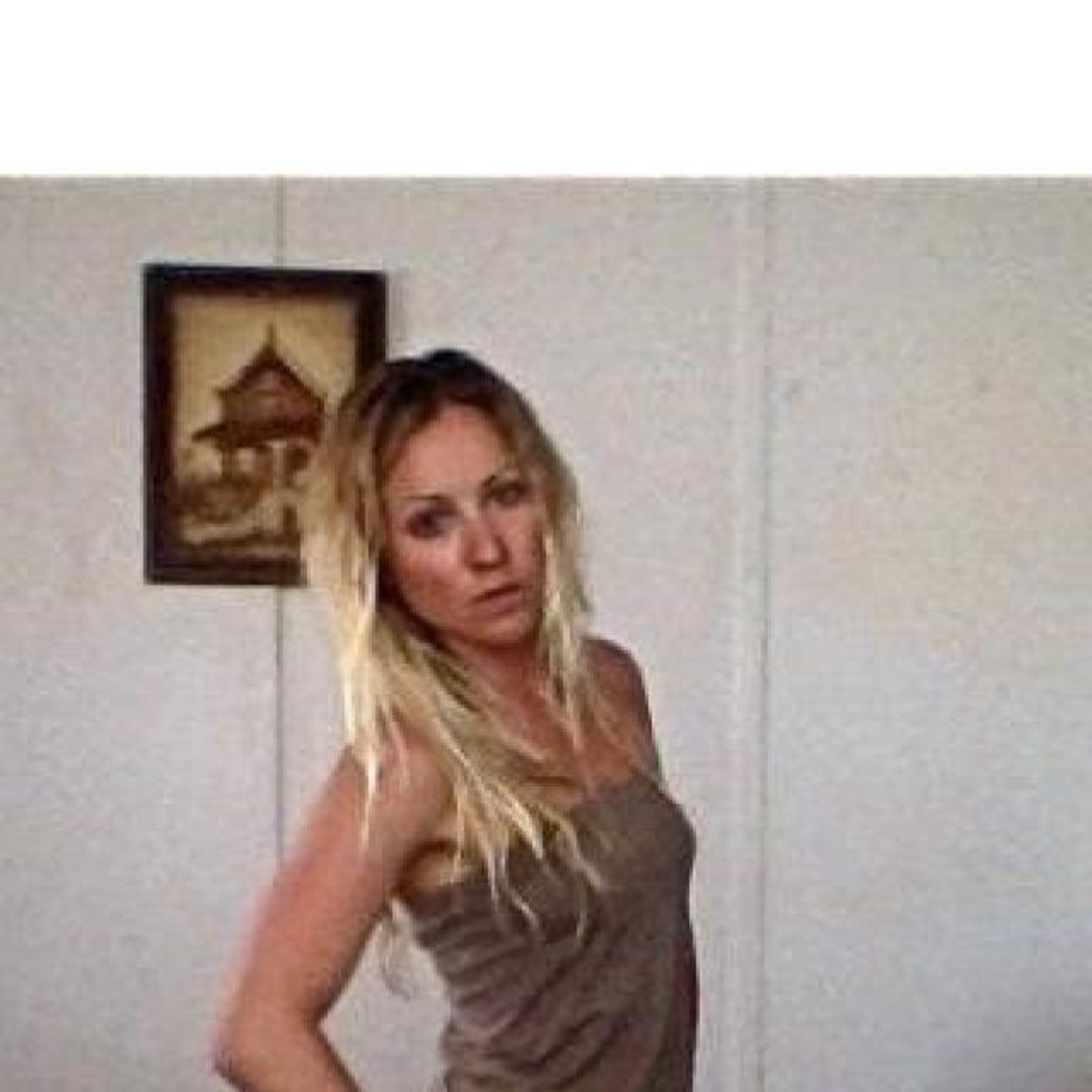 Mirthe Eckl - European Brand Management - Hive Swimwear Europe | XING