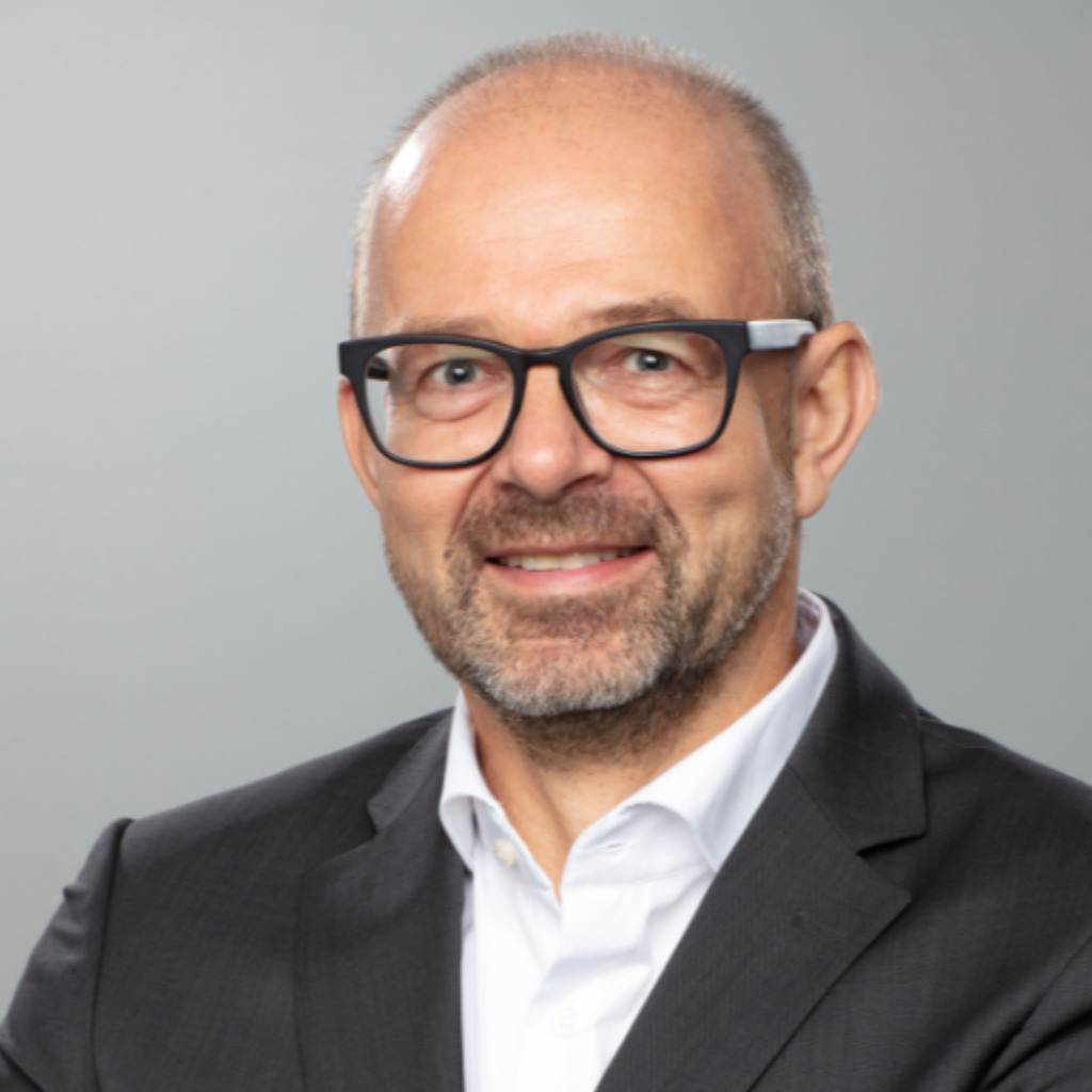 Thilo Widmayer - Finance Director & Managing Director Holman Leasing ...