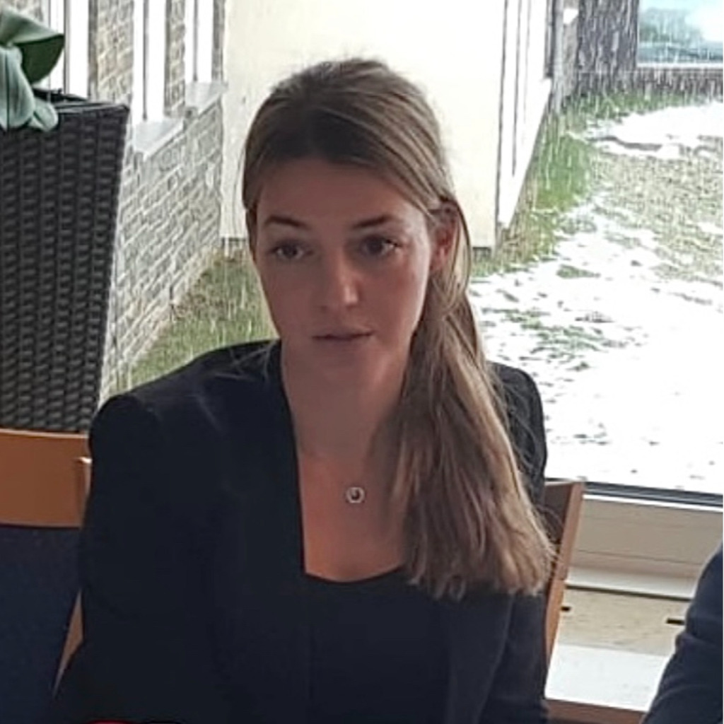 Madlen Franz - Industriekauffrau - Rittal GmbH & Co. KG | XING