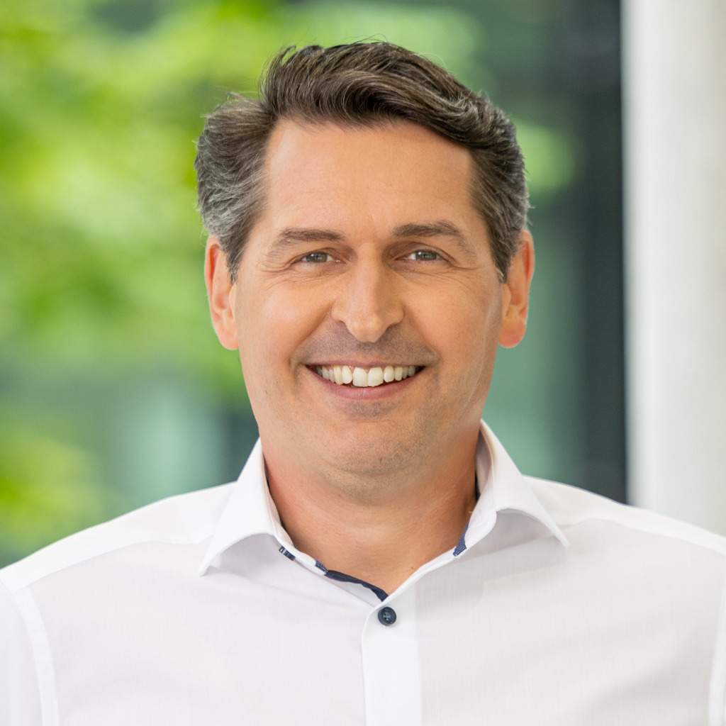 Michael Scheibe - Chief Financial Officer (CFO), Managing Director ...