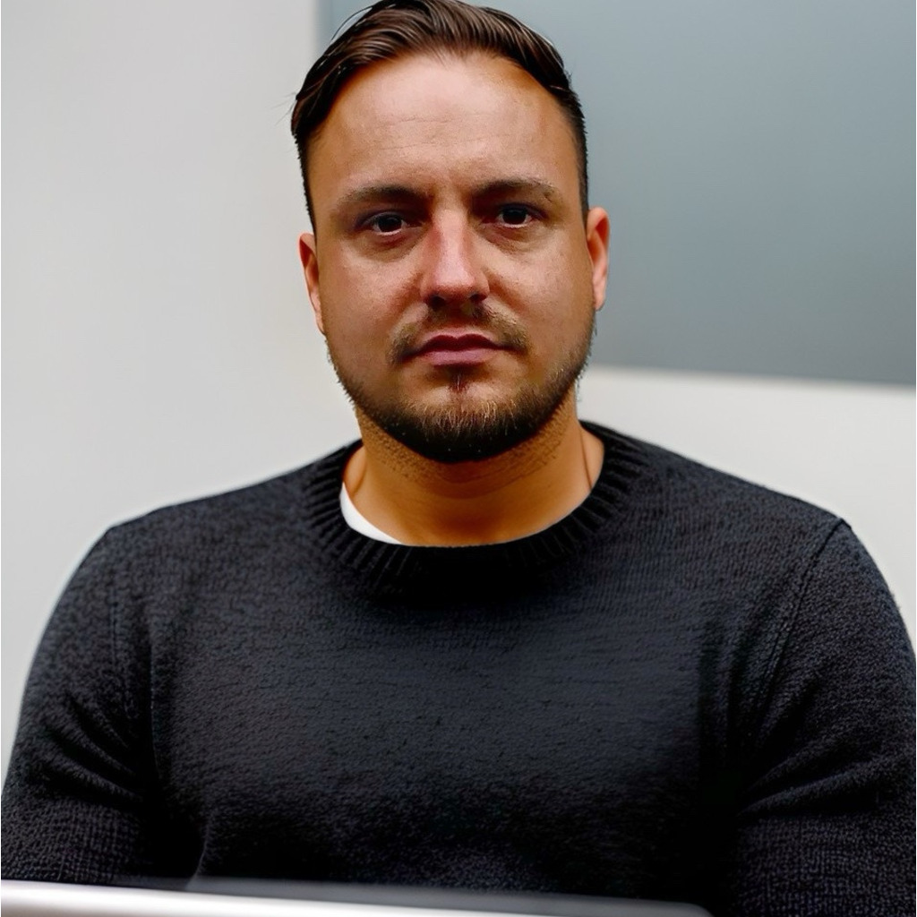 Benjamin Falk's Instagram, Twitter & Facebook on IDCrawl