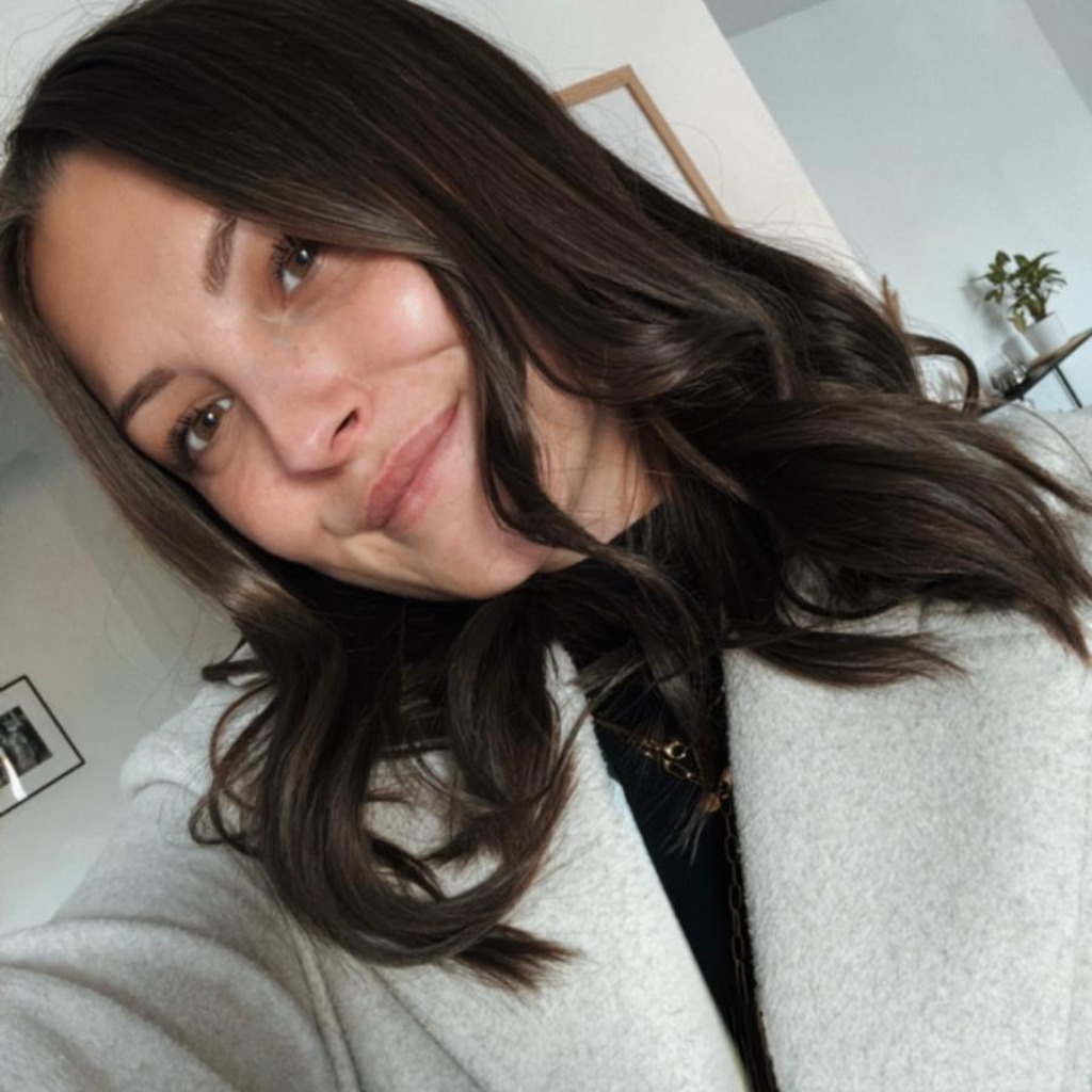 Michelle Schmeer - Assistant Vertragsmanagement - Deutsche Glasfaser ...