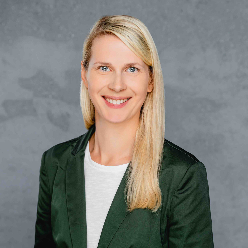 Susann Kammel - Steuerberaterin // Manager - BANSBACH GmbH ...