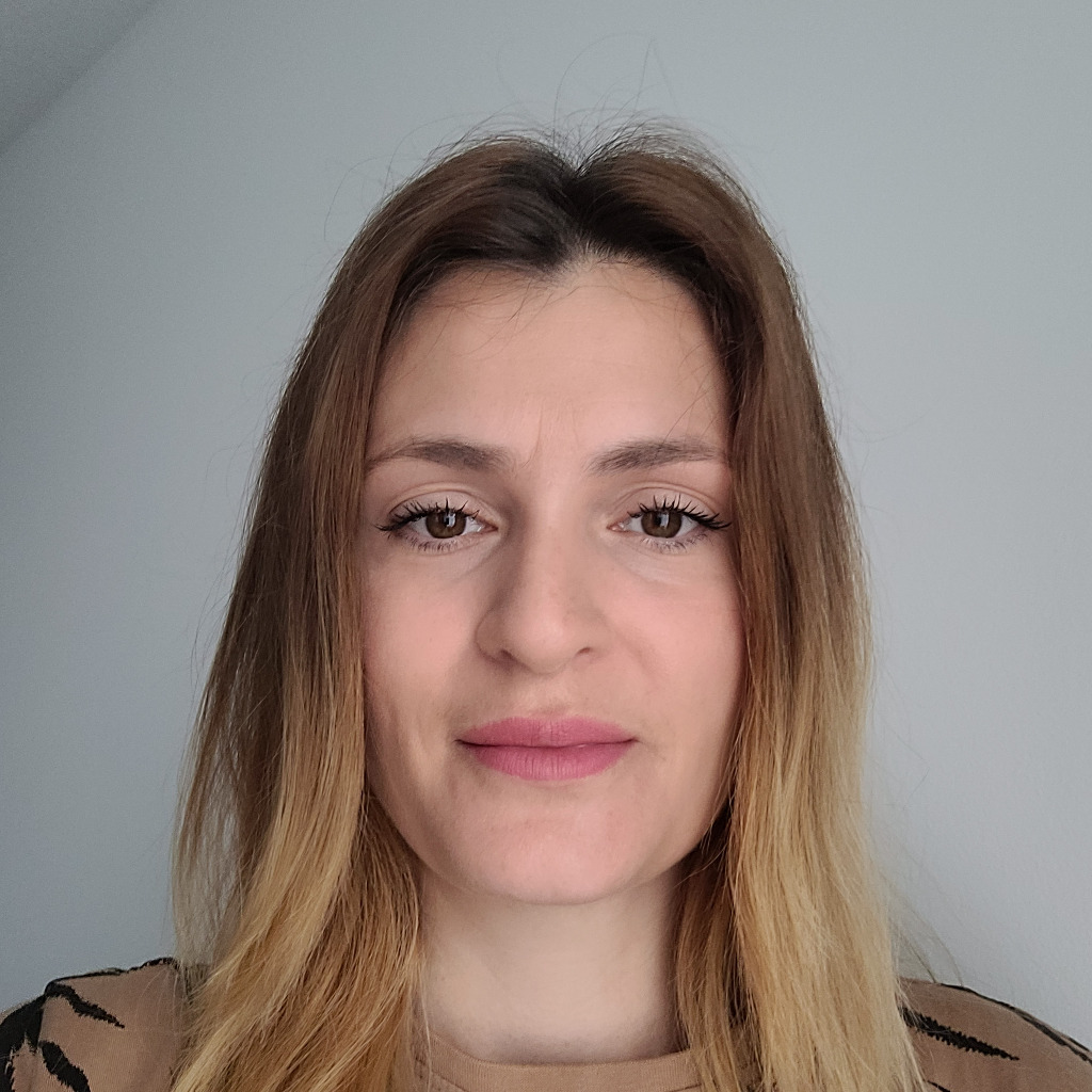 Raluca Segarceanu - Talent Acquisition Partner, EMEA - Vantage Data ...