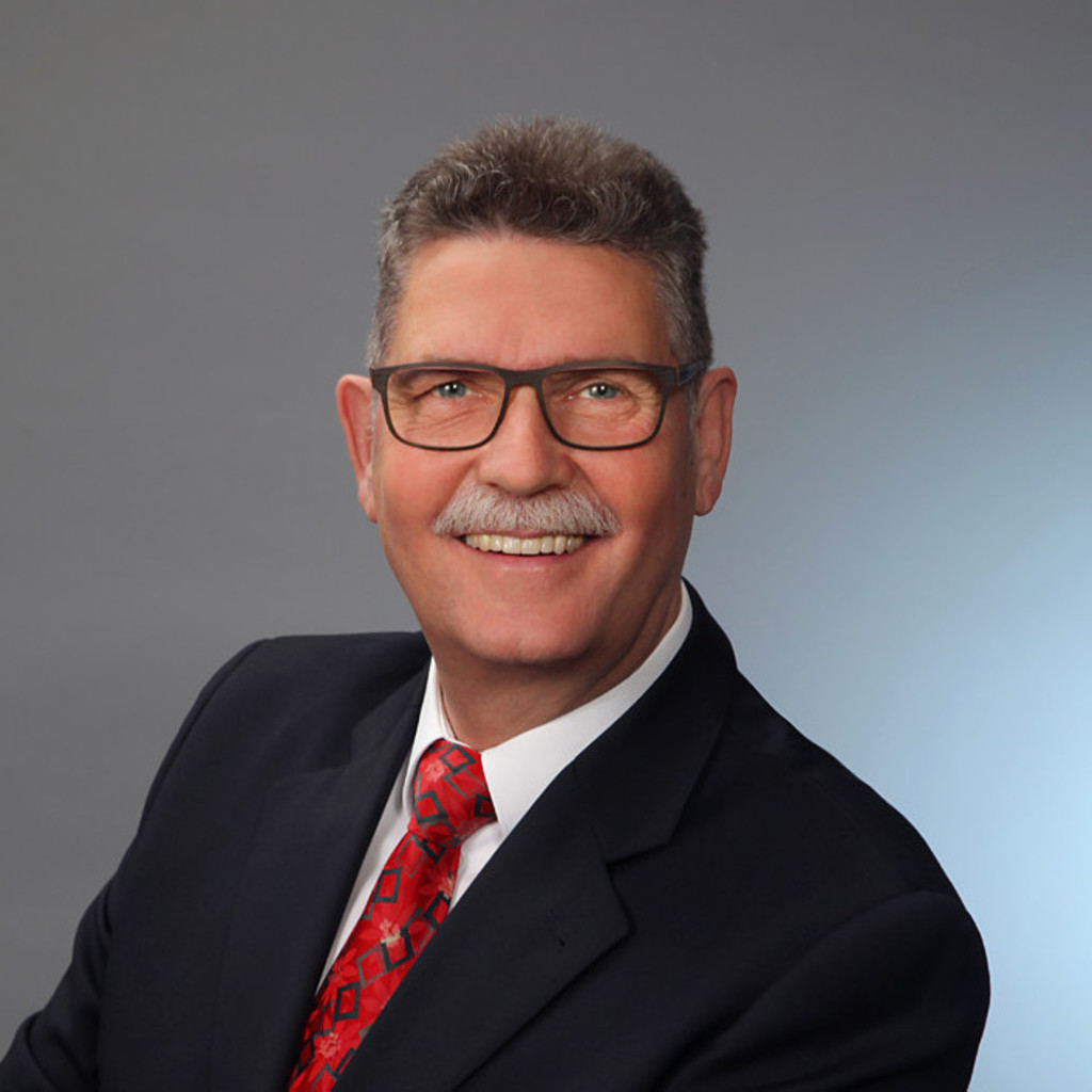 Michael Wilms - Senior People Business Partner CENE - McAfee Germany ...