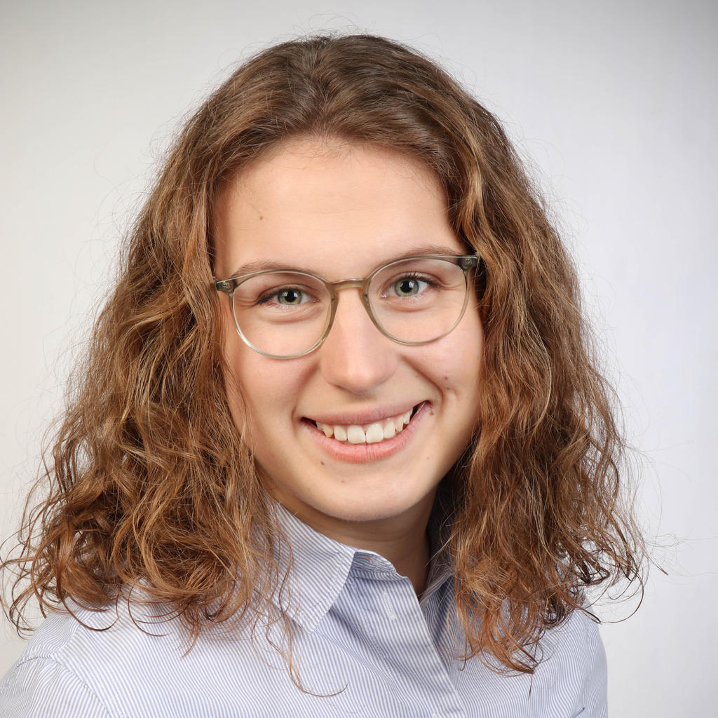 Ellen Dröge - Dualer Student - Spenner GmbH & Co. KG | XING