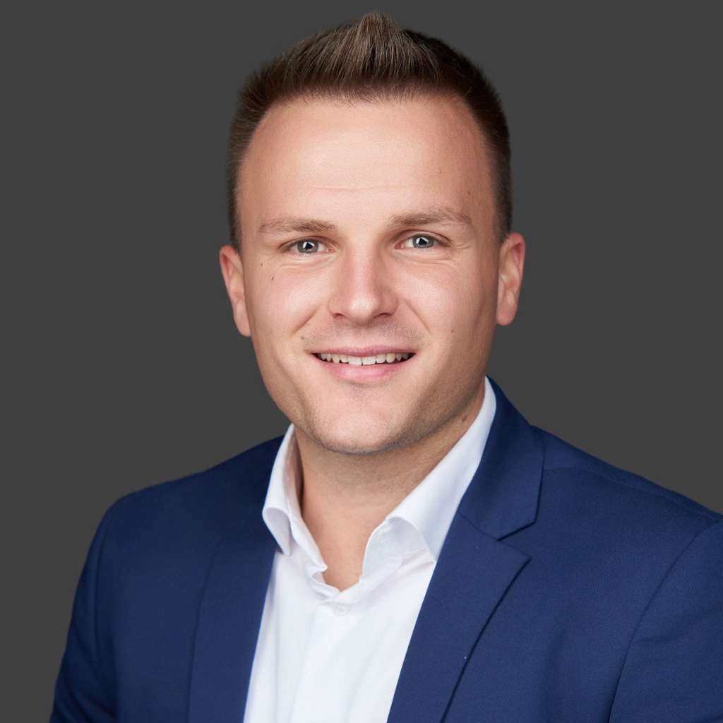 Simon Roppelt - Filialleiter - Raiffeisen Volksbank | XING