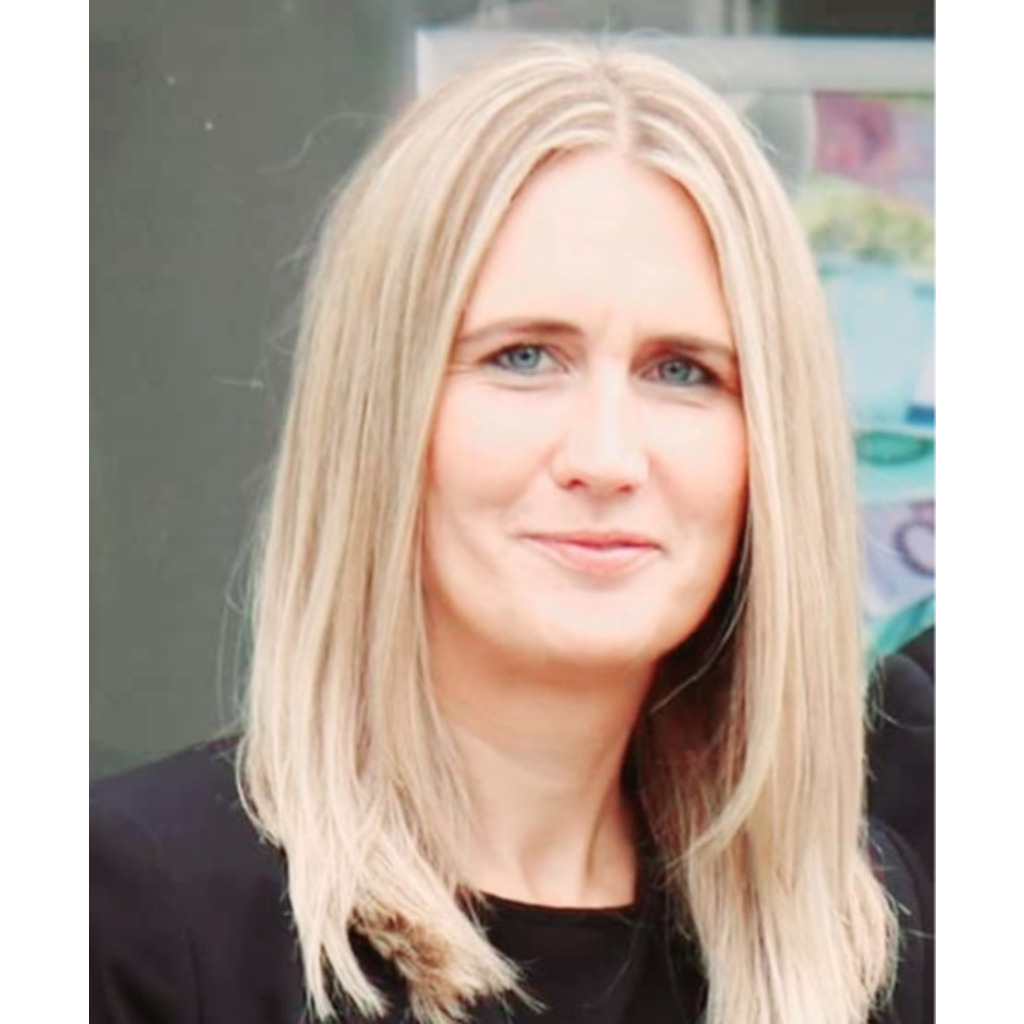 Karolin Ververs - Geschäftsführerin - Versicherungen Janßen | XING