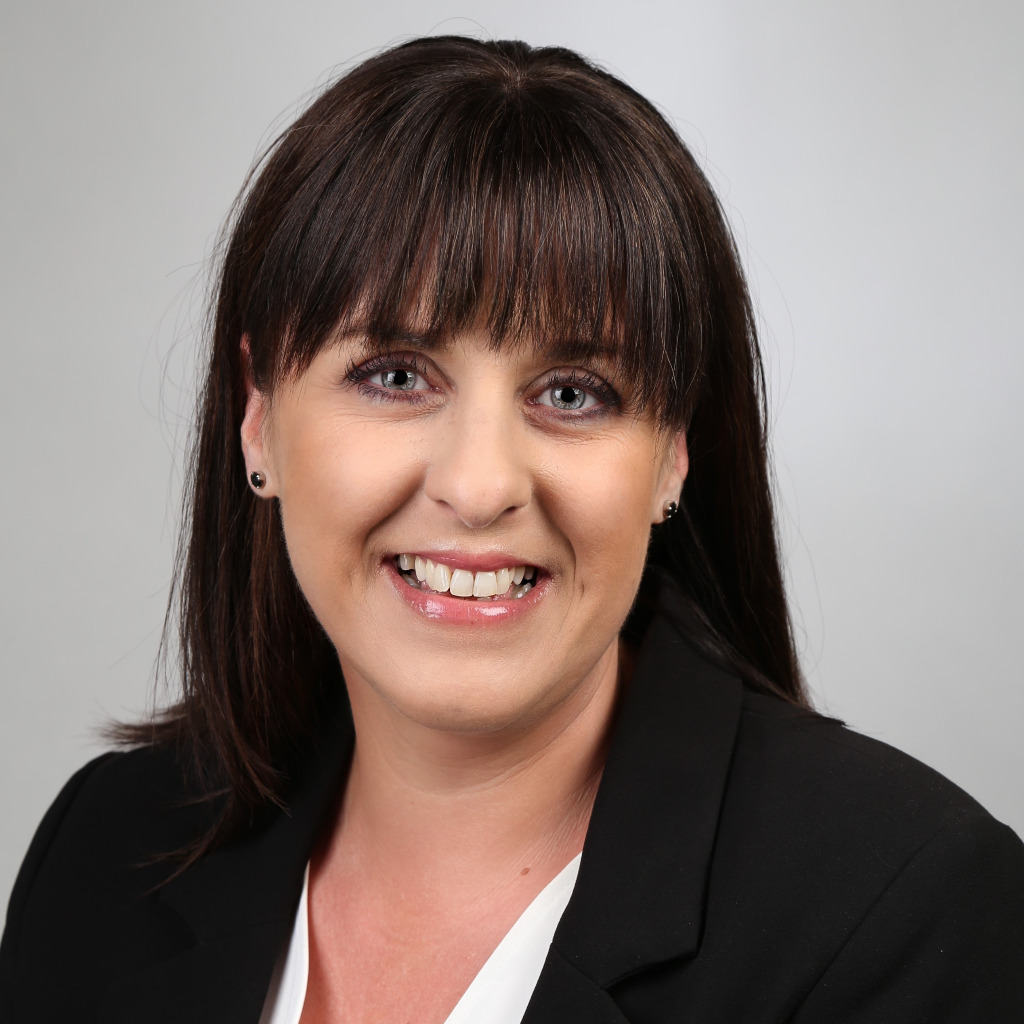 Sandra Moll's Instagram, Twitter & Facebook on IDCrawl