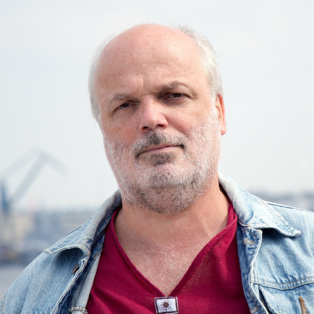 Michael Webb - Findet die Antworten - Programm: Der gute König | XING